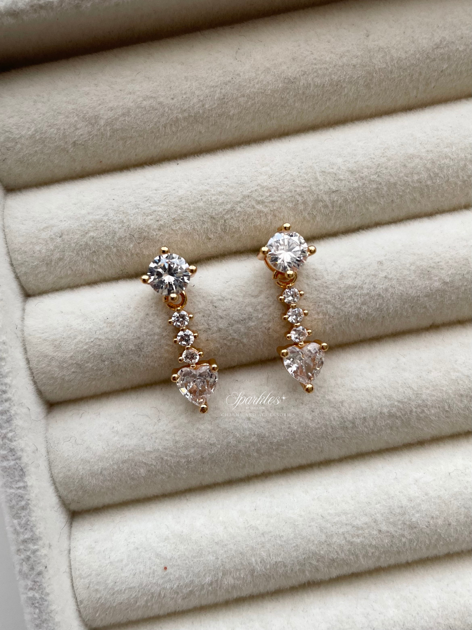ce67 – Sparkles by Olivia Manila