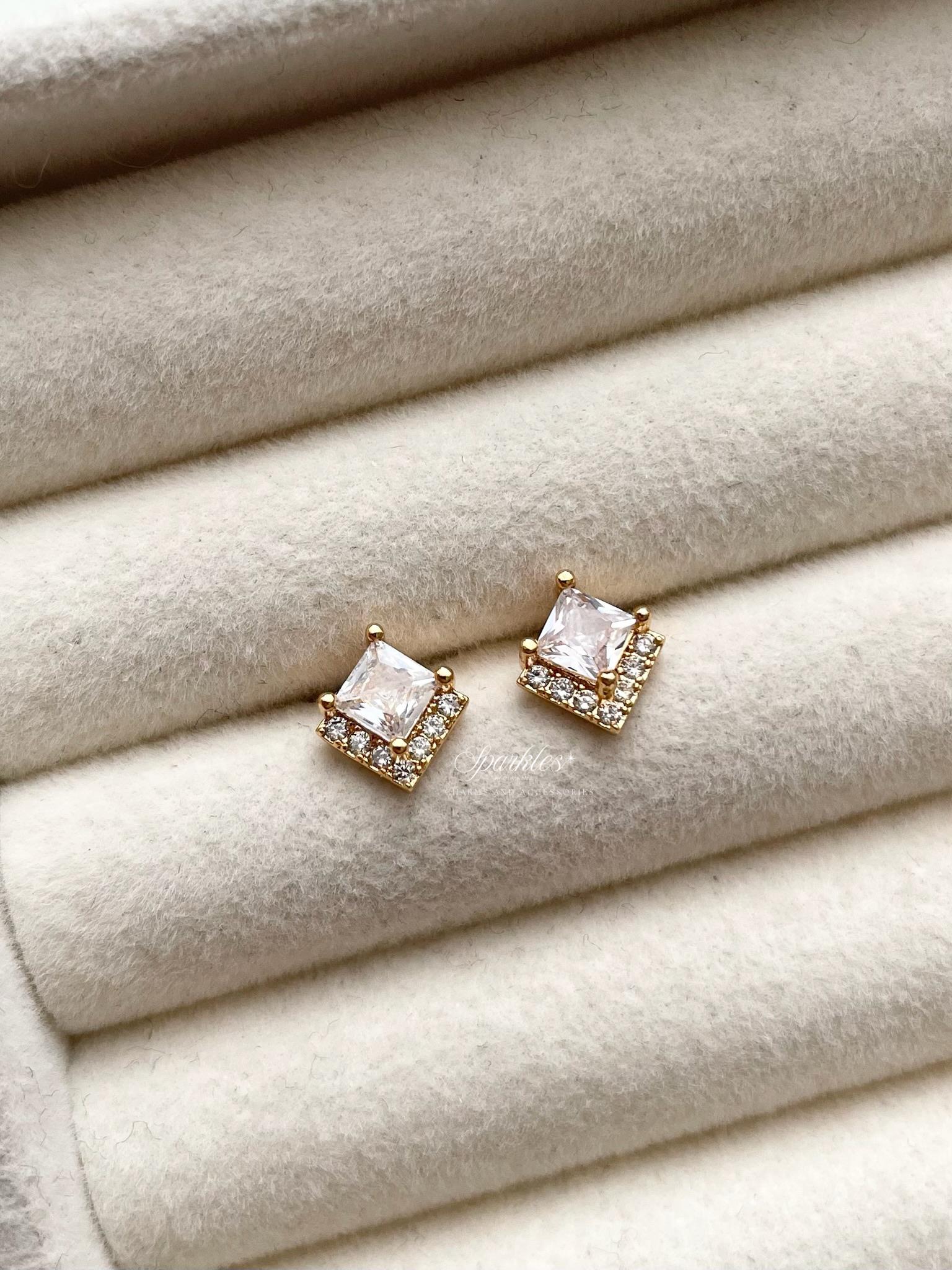 ge1995 – Sparkles by Olivia Manila